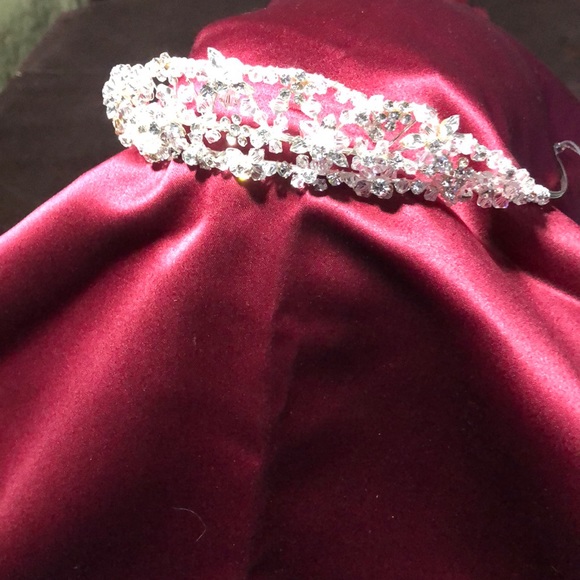 Jessica McClintock | Jewelry | Jessica Mcclintock Tiara Jh 8 | Poshmark